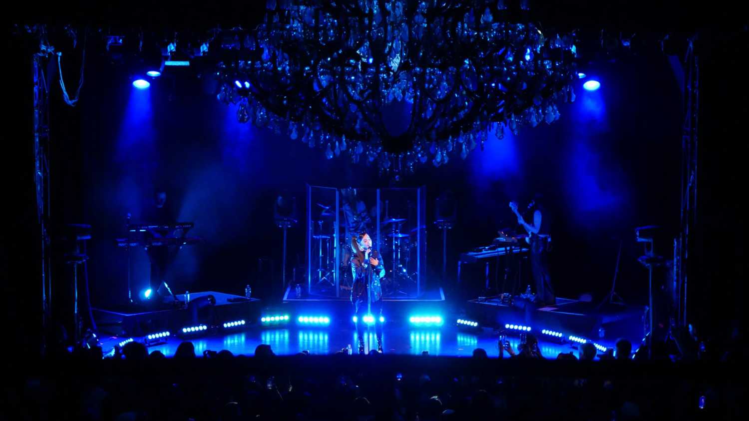 Red Rover delivers with Elation rig for Faouzia - LSi Online