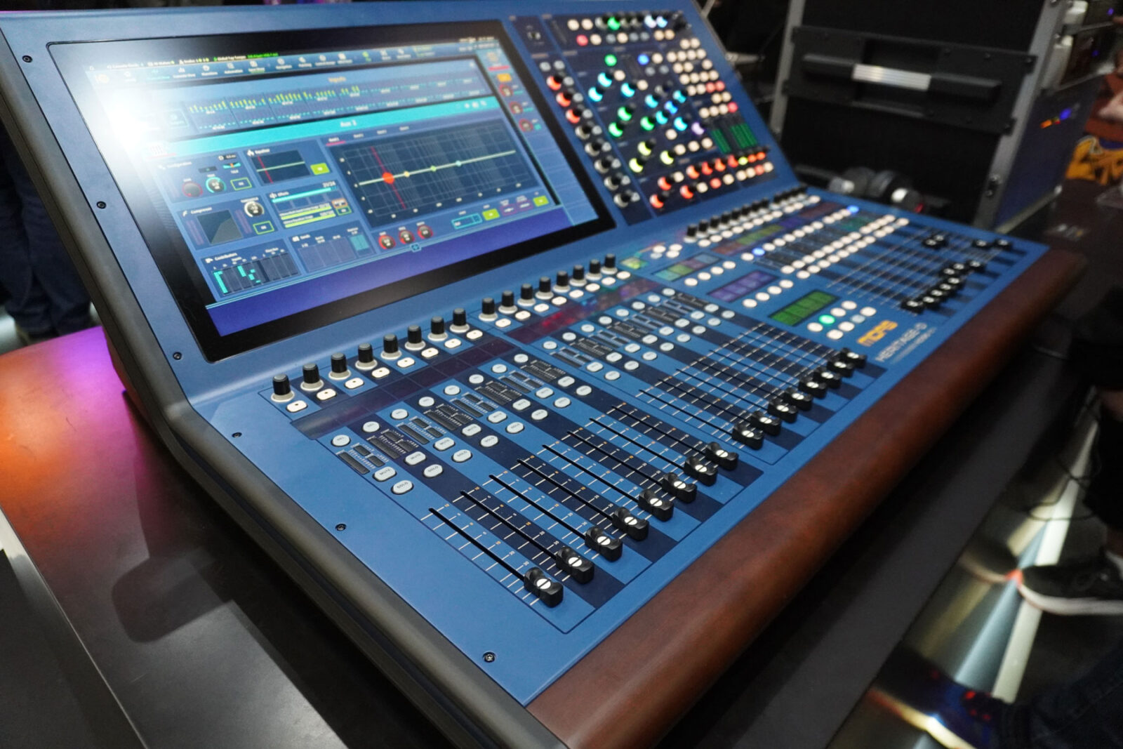 Midas updates firmware for flagship console - LSi Online