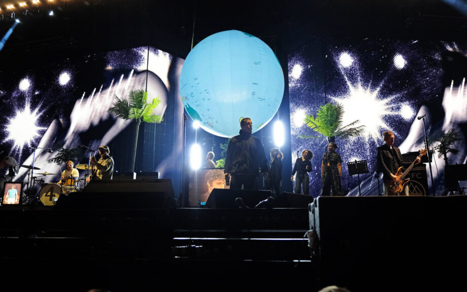L-Acoustics drives Liam Gallagher tour - LSi Online
