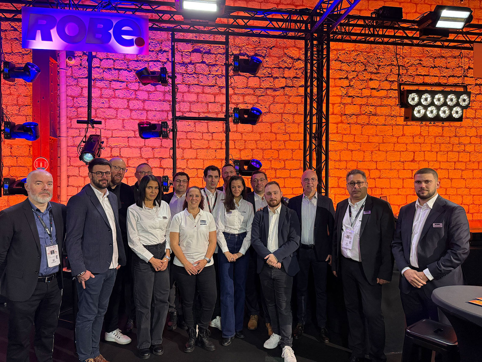 Robe’s T32 Cyc wins innovation award - LSi Online