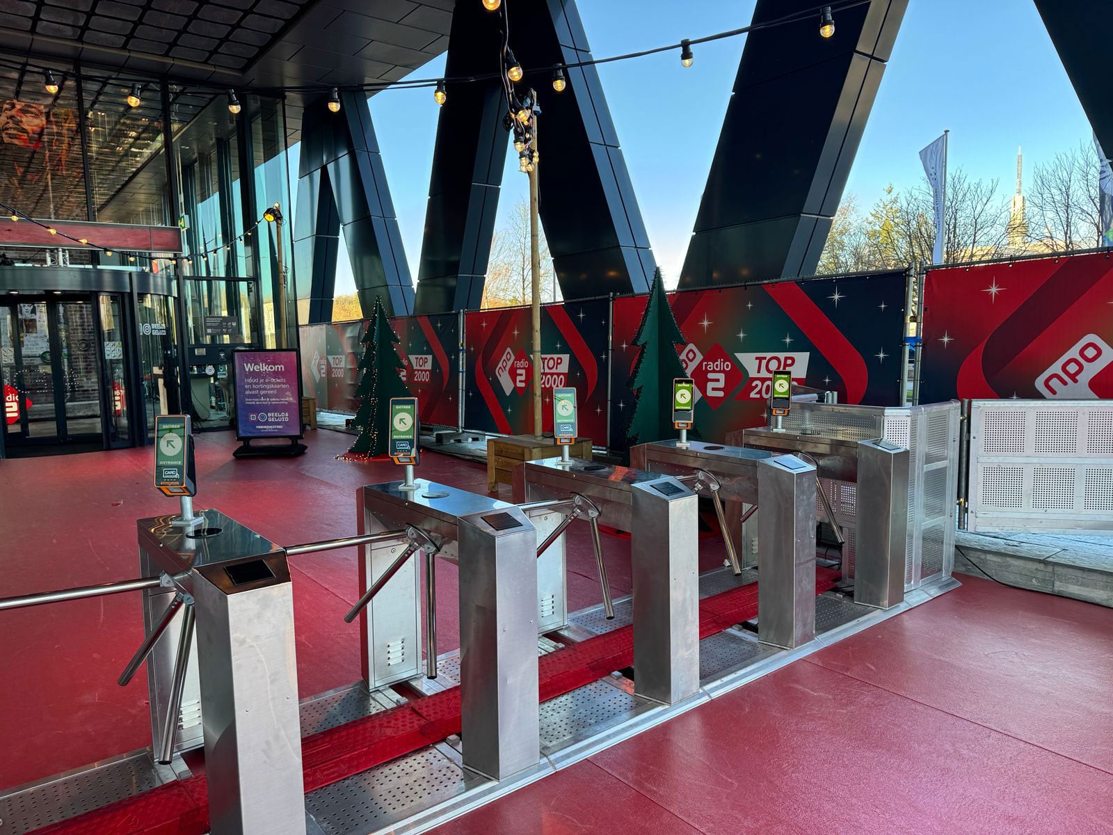 Dutch Barrier Services launches smart turnstile - LSi Online