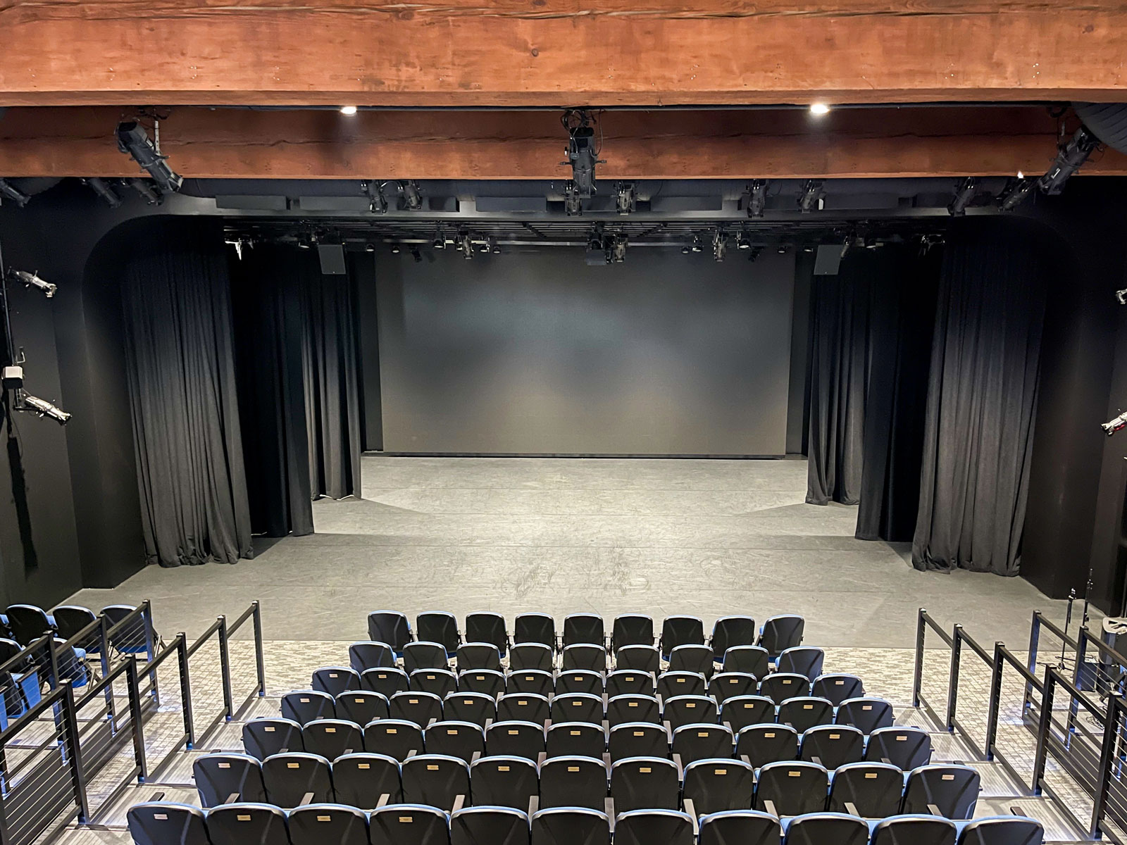 1 Sound system for Portland’s Foster Theatre - LSi Online